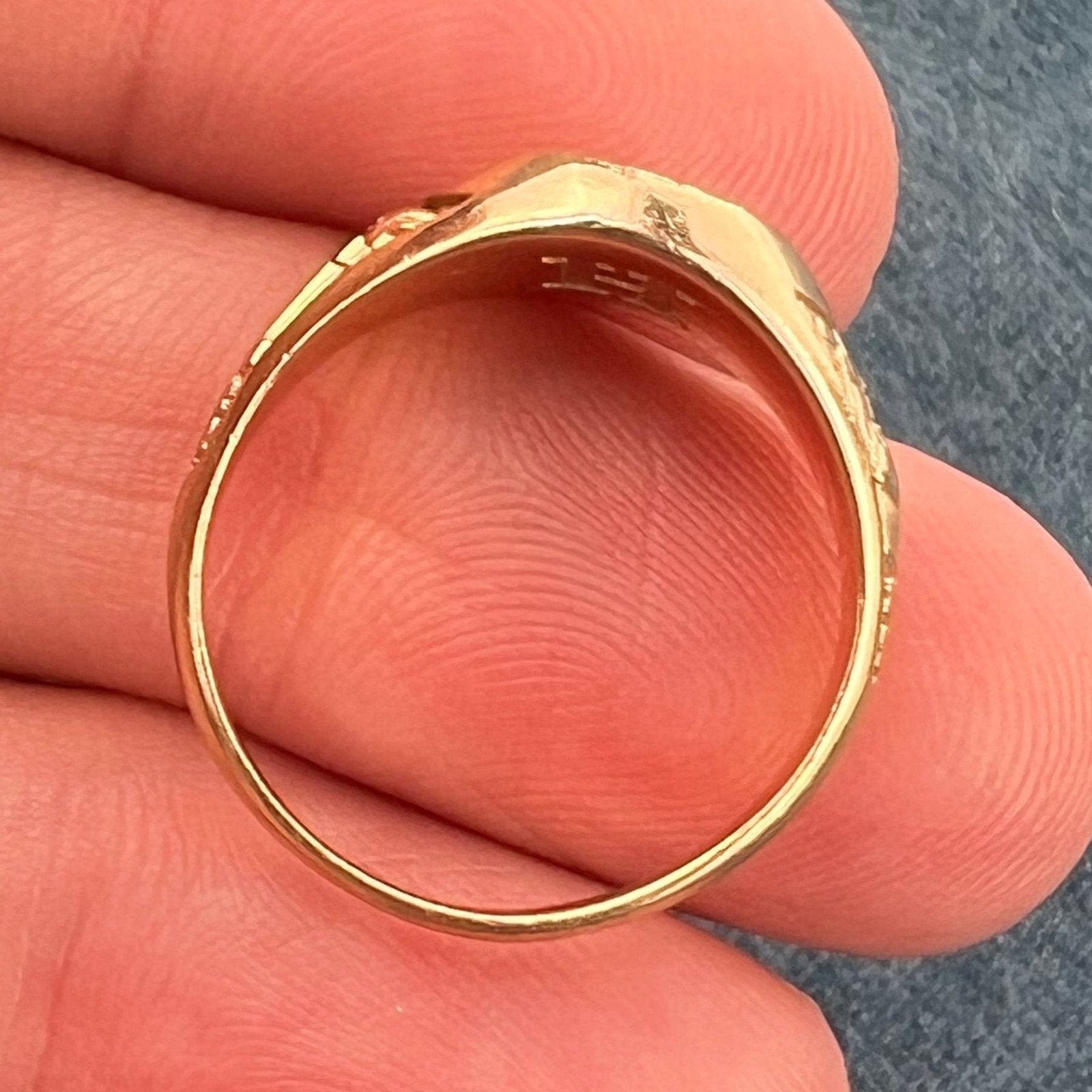14k Yellow Gold HARVARD University Class Signet Ring – Sea Green Mermaid